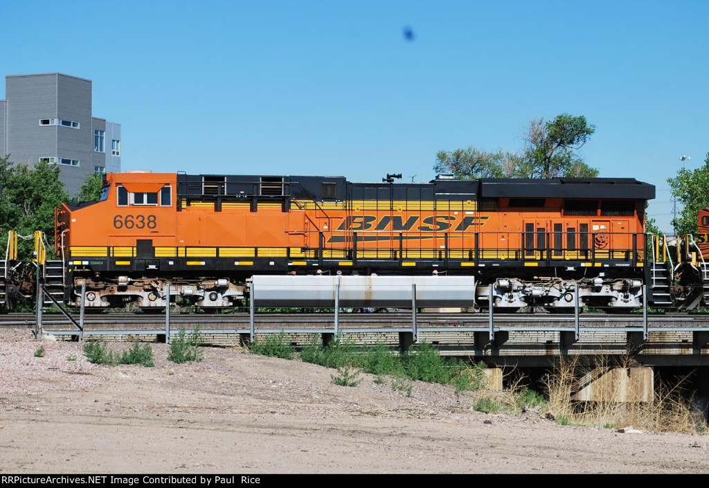 BNSF 6638